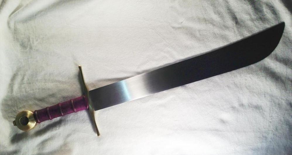 Iconic Weapons: Falchion – The Pensive Warrior