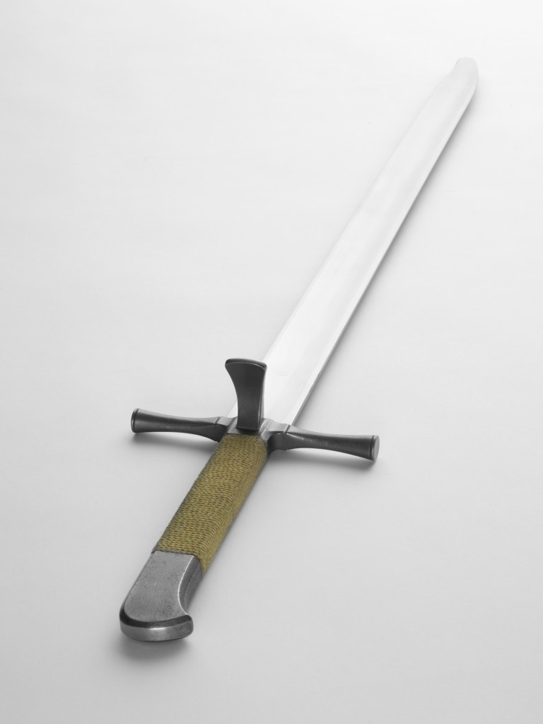 Iconic Weapons: The Messer – The Pensive Warrior